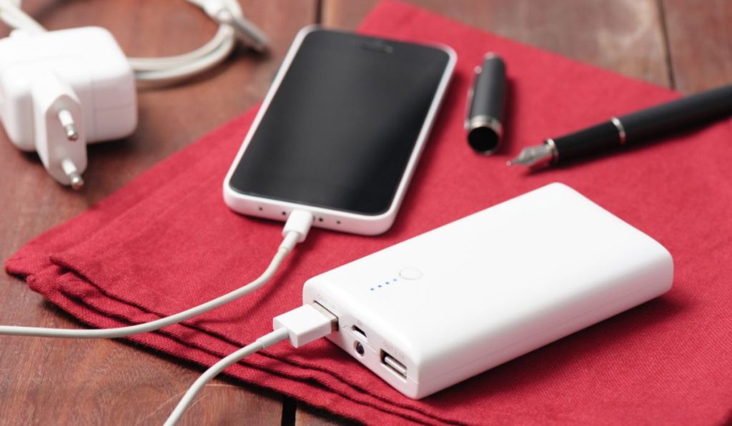 8 Merk Power Bank Terbaik yang Bagus dan Awet Tahun 2023