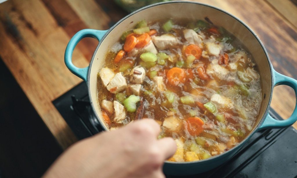 7 Menu Makan Malam yang Simple, Cocok Disantap Bareng Keluarga