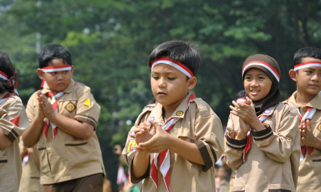 15 Pantun Pramuka SD, SMP, dan SMA. Semarakkan Hari Pramuka!