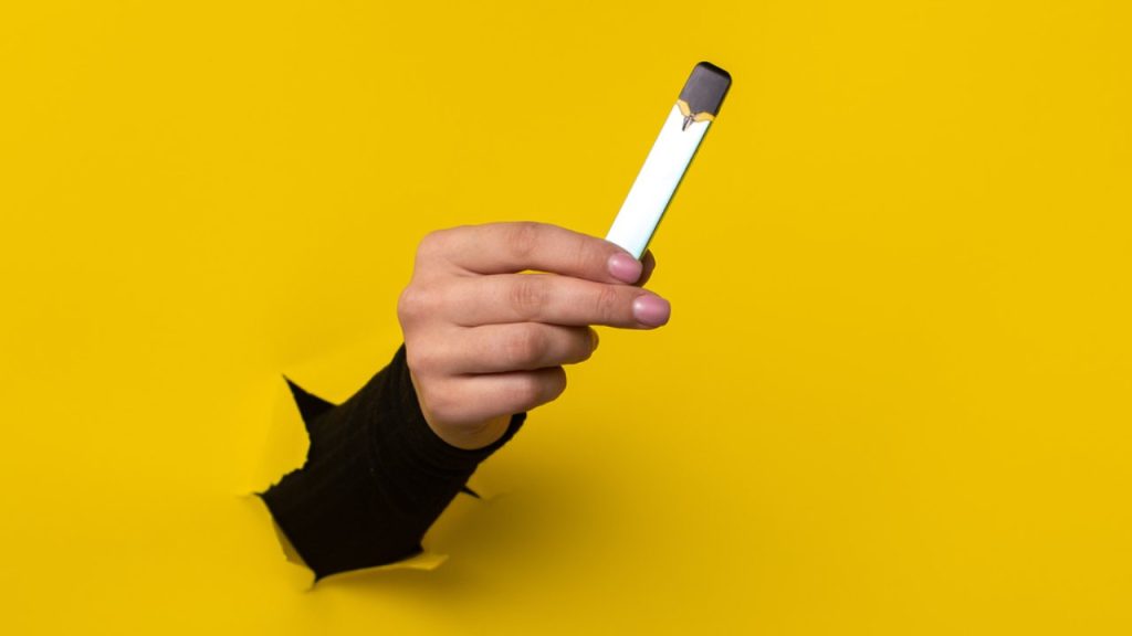 21 Rekomendasi POD Vape Terbaik 2024 Disertai Harga